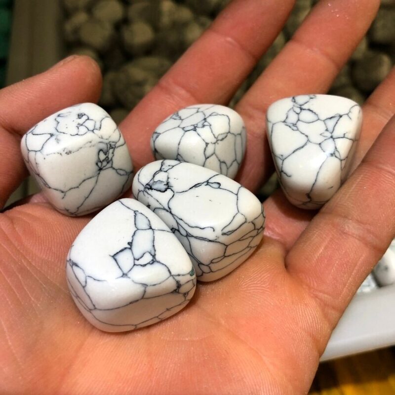 9 White Turquoise Spiritual Meanings & Properties