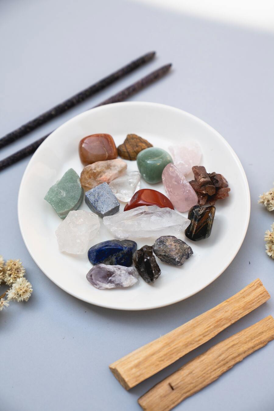 11 Healing Stones for Anxiety and Depression (the Best)