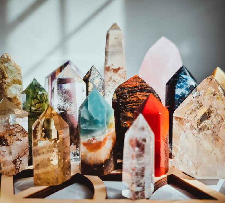 9 Crystal Shapes Meanings and Uses (Healing Properties)