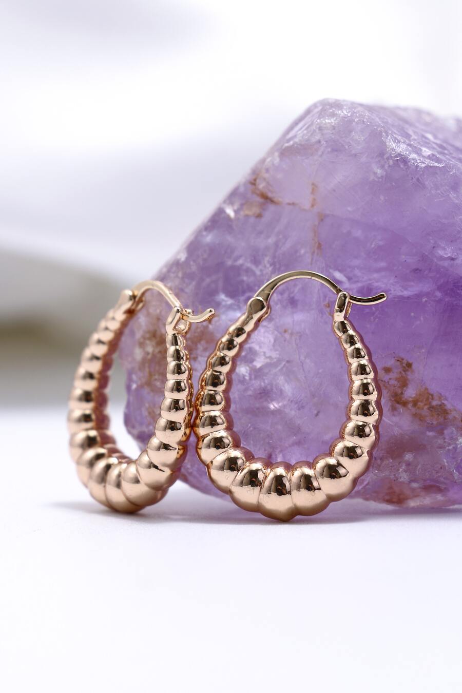 9 Amethyst Bracelet Meanings and Benefits of Wearing