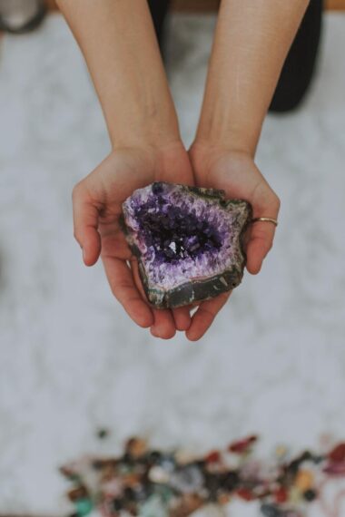 21 Different Types of Quartz Crystals (With Images)
