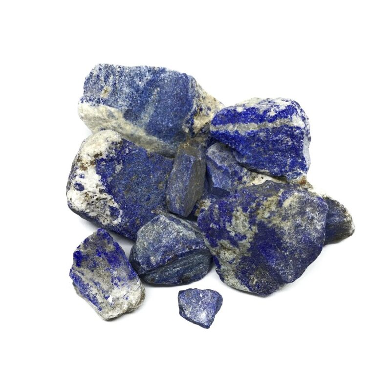 11 Best Crystals for Pendulums: Benefits, Power and Images