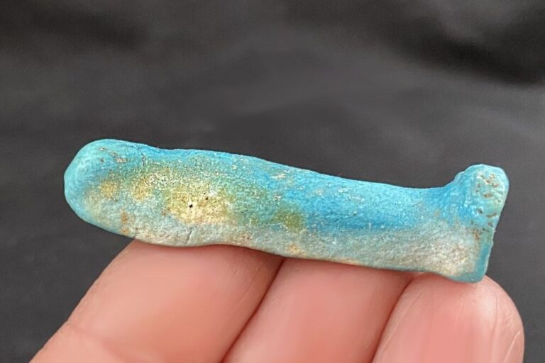 9 Stones That Look Like Turquoise But They Are Not