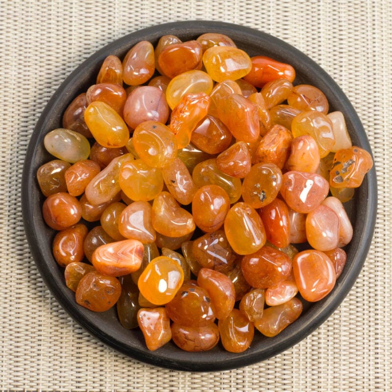 9 Carnelian Crystal Bracelet Benefits (Healing Properties)