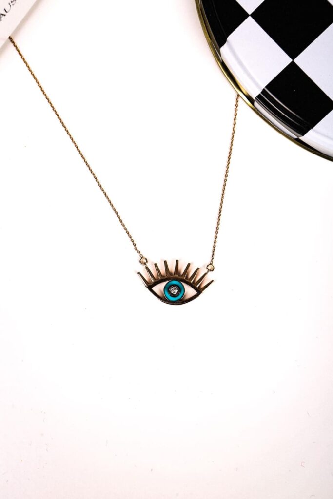 How To Cleanse an Evil Eye Bracelet? 7 Safe Ways