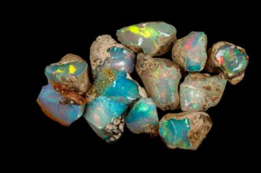 Blue Opal Crystal Meaning: 7 Healing Properties and Benefits
