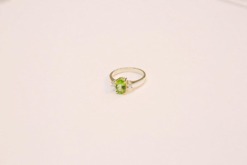 9 Green Mood Ring Meaning: Light And Dark Green